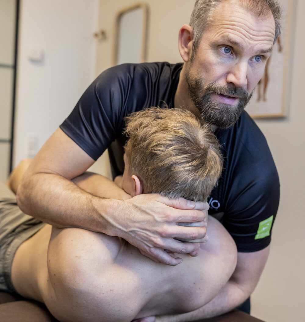 Scheuermann øvelser | Styrket ryg og forbedret holdning